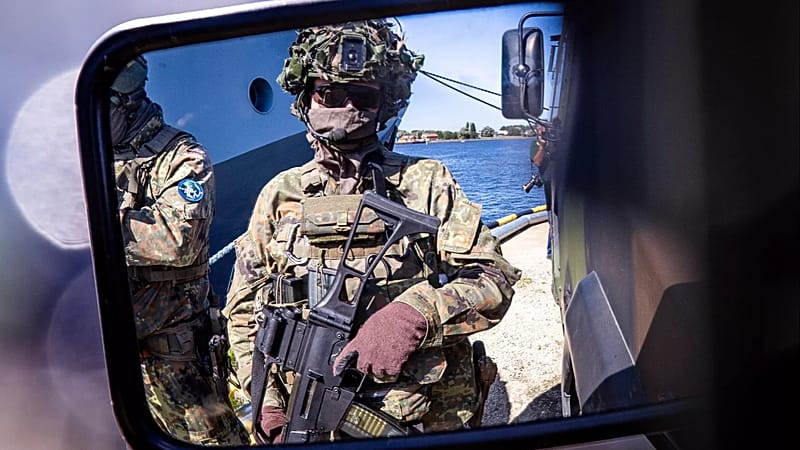 Germany's military prepares test information leaflet drop using helium ...