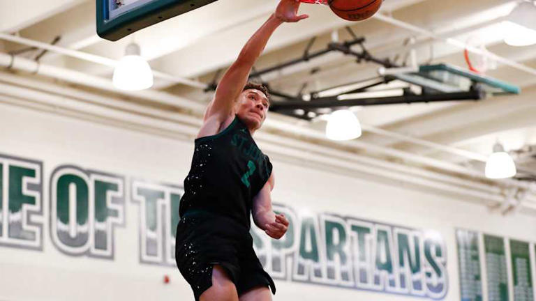 Live updates: 10th Crush in Valley features top 10 national recruits ...