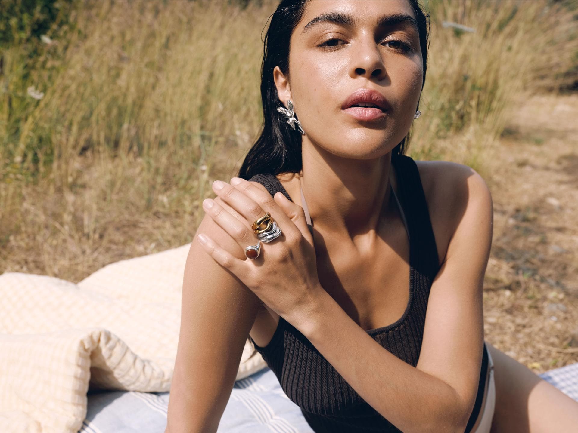 Schmuck-Trends 2026: "Unbound Jewellery" ist im Frühling gefragt