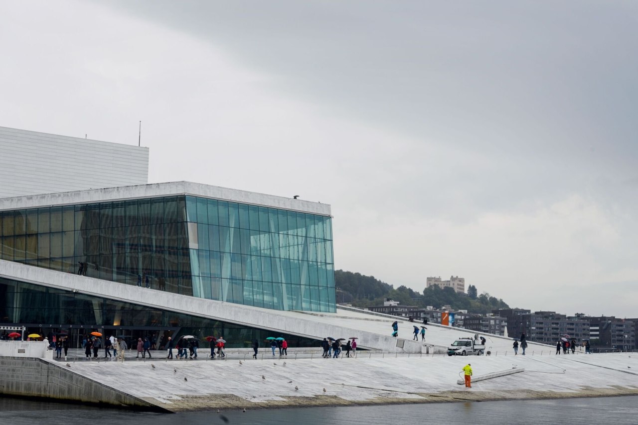 Norway’s central bank still in no rush to lower borrowing costs further