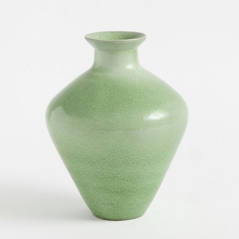 Martha Stewart's 'odd' dining room color still surprises us, but it's ...