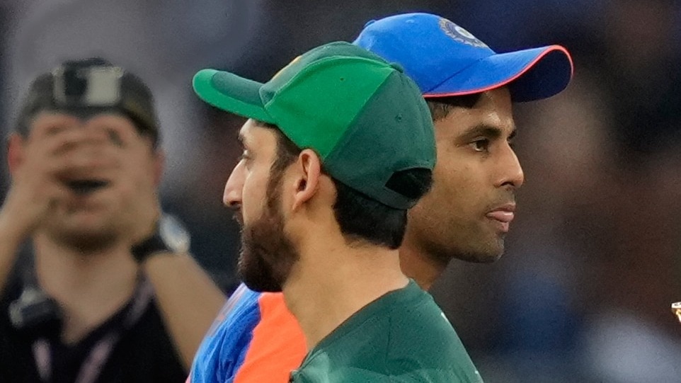 Pakistan take dig at India, new series promo asks 'handshake bhool gaye?'