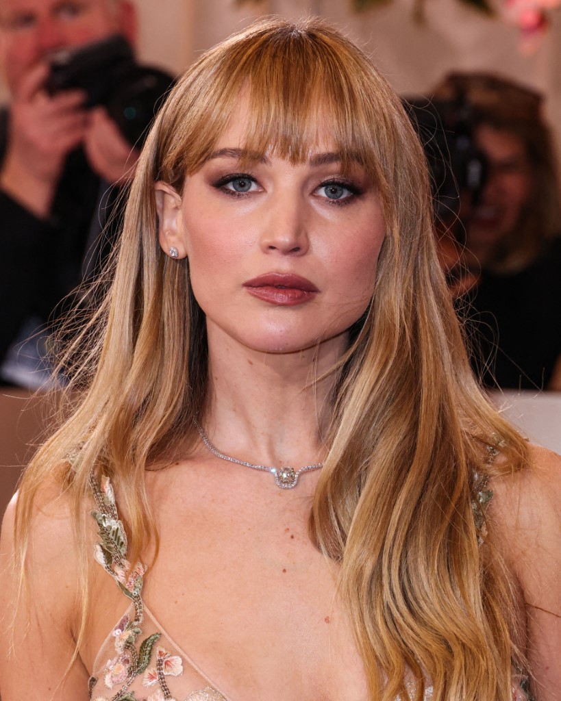 Jennifer Lawrence says she lost role to Margot Robbie for being 'not ...