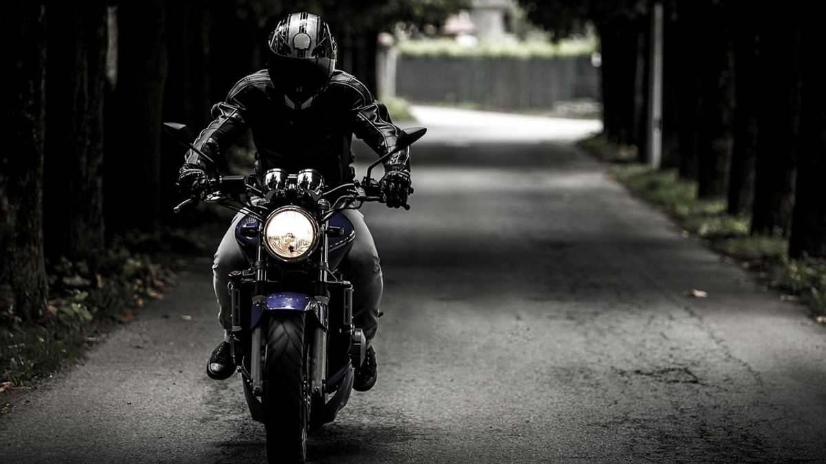 Motorcycle rider dies after fiery crash with parked vehicle on Laoag ...