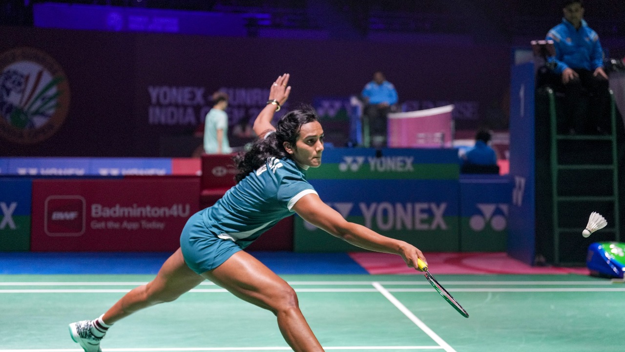 PV Sindhu scripts history with special 500, storms into Indonesia ...