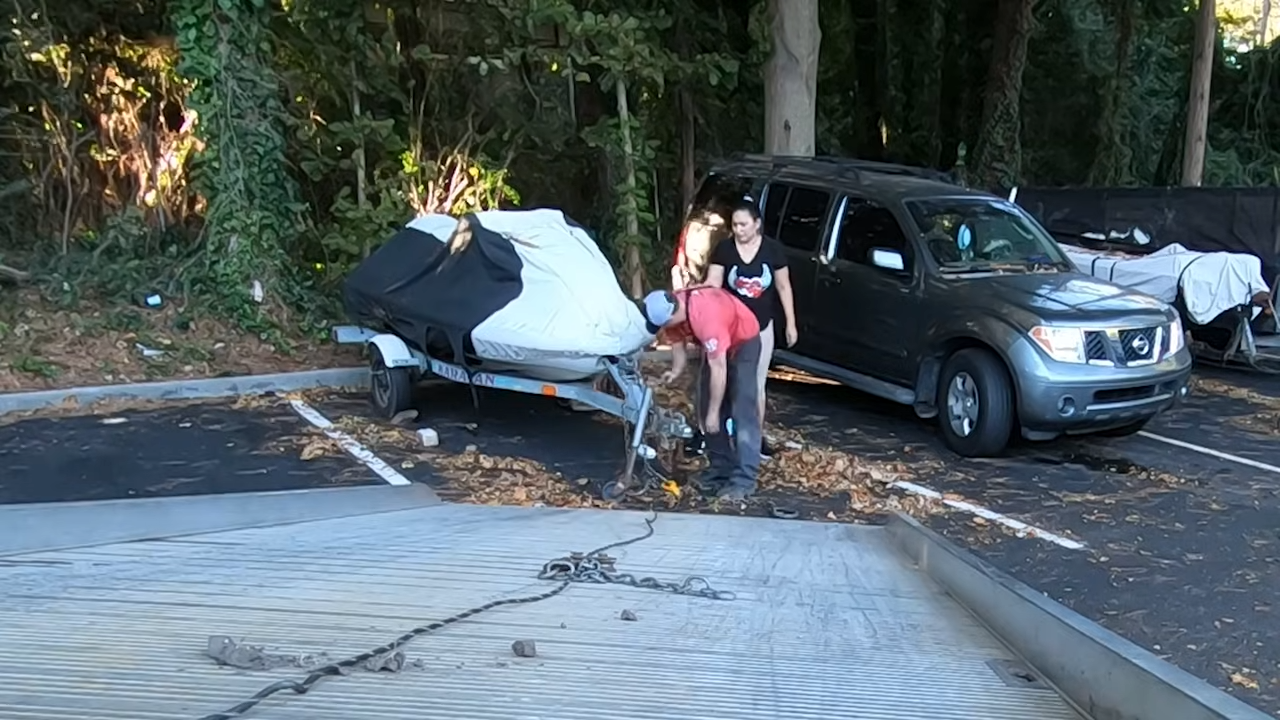 Why this jet ski was towed even after someone showed up