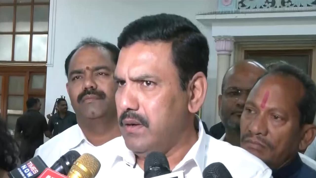 Karnataka row: BJP to protest against Congress for 'attacking' Guv