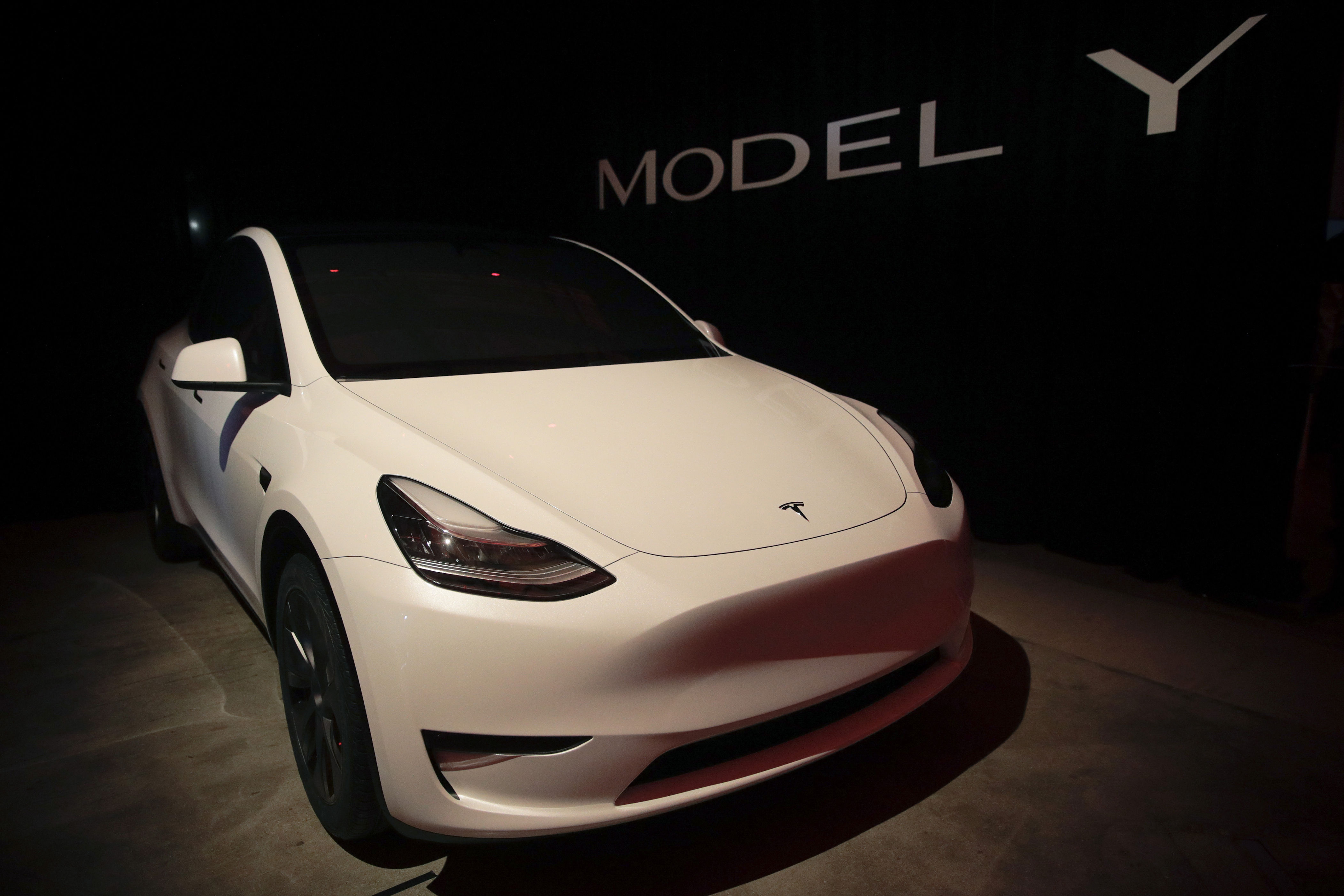 Kontroller avdekker mange feil på Teslas Model Y