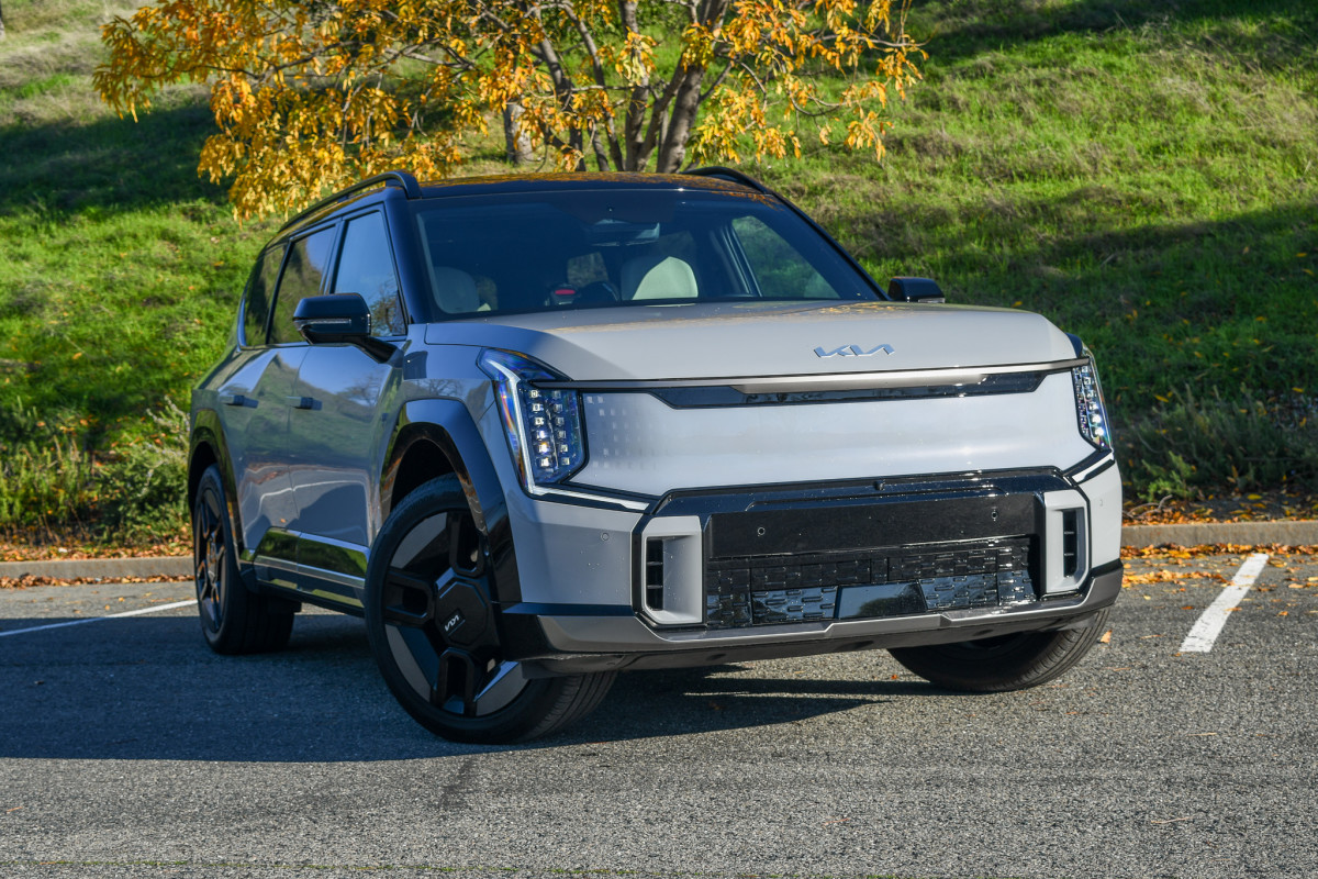 Kia EV9's current lease deals are surprisingly affordable at $409/month