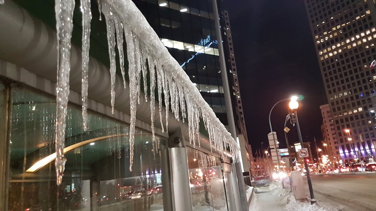 Some homeless shelters at capacity as extreme cold puts Winnipeggers in ...