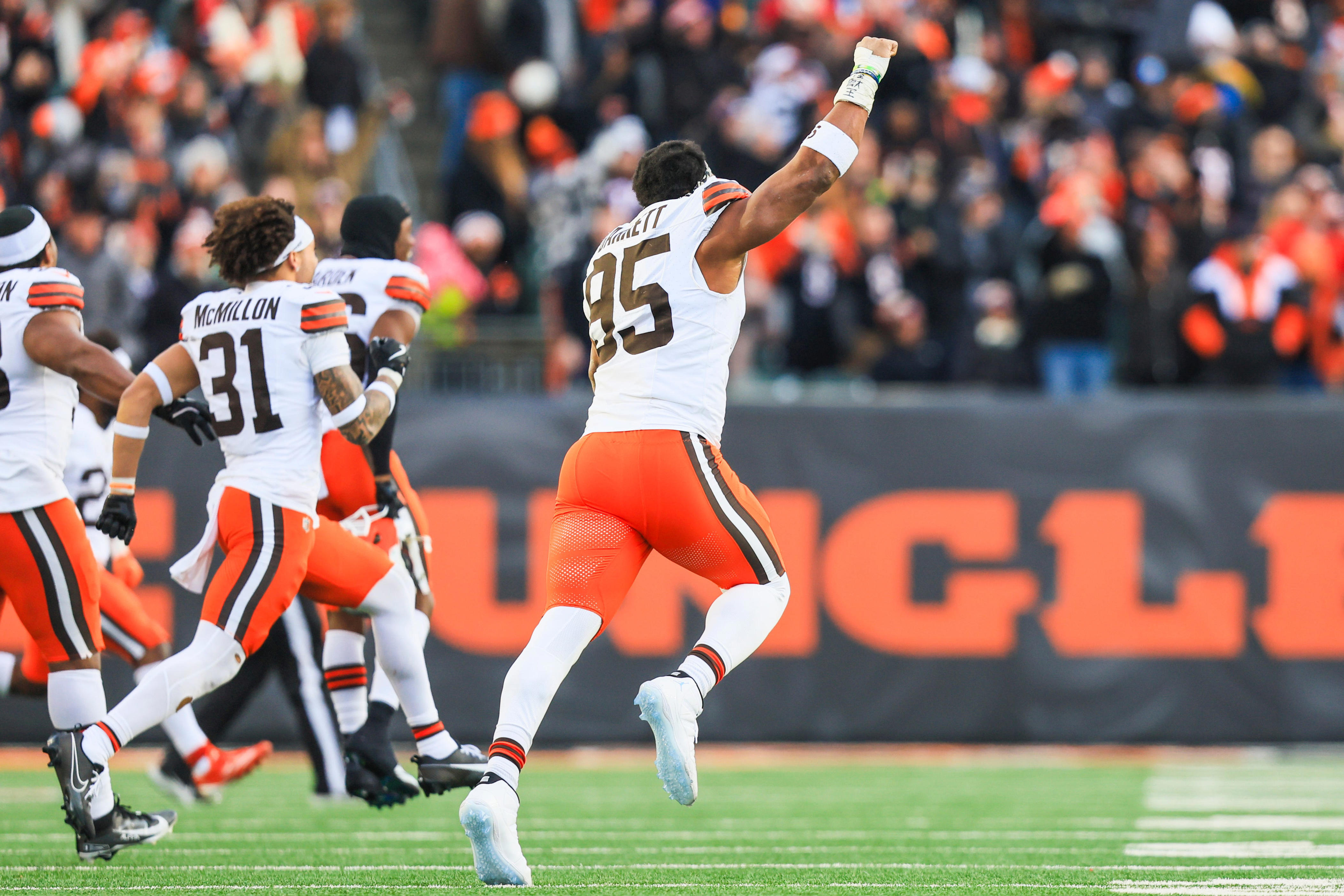 Browns Myles Garrett named NFL PFWA's Defensive Player of the Year