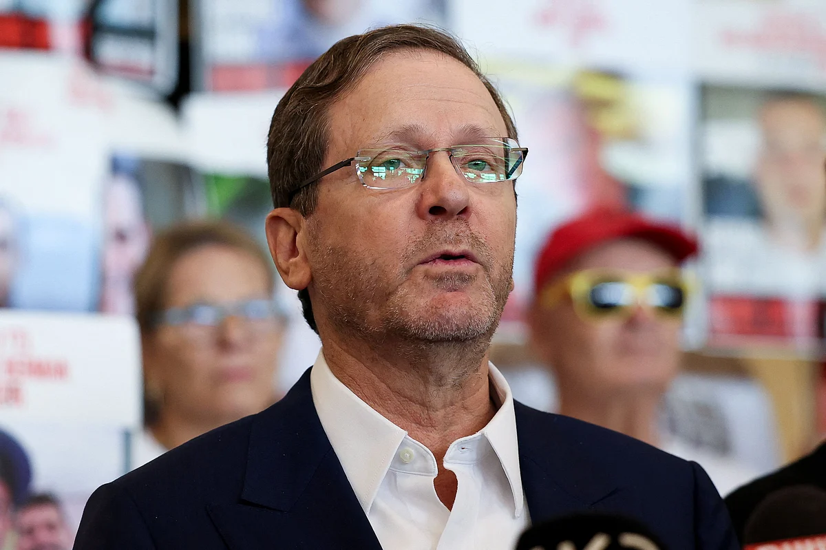 Israel president says Iran's future 'can only be regime change'