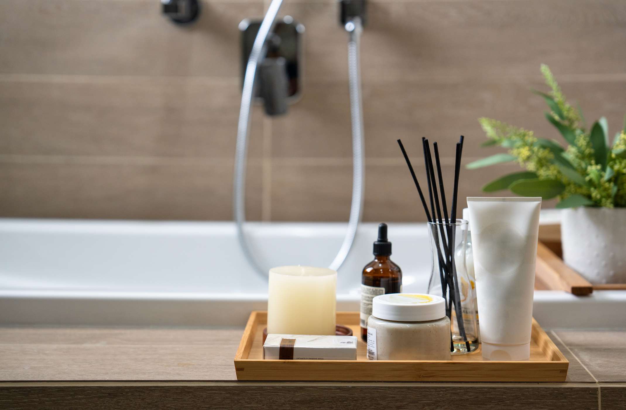 We asked a cleaning expert for her 7 best tips to banish bathroom odors ...