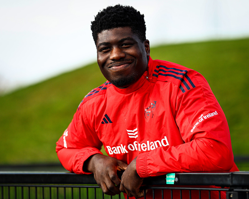 Munster hand Seán Edogbo debut for URC meeting with Dragons