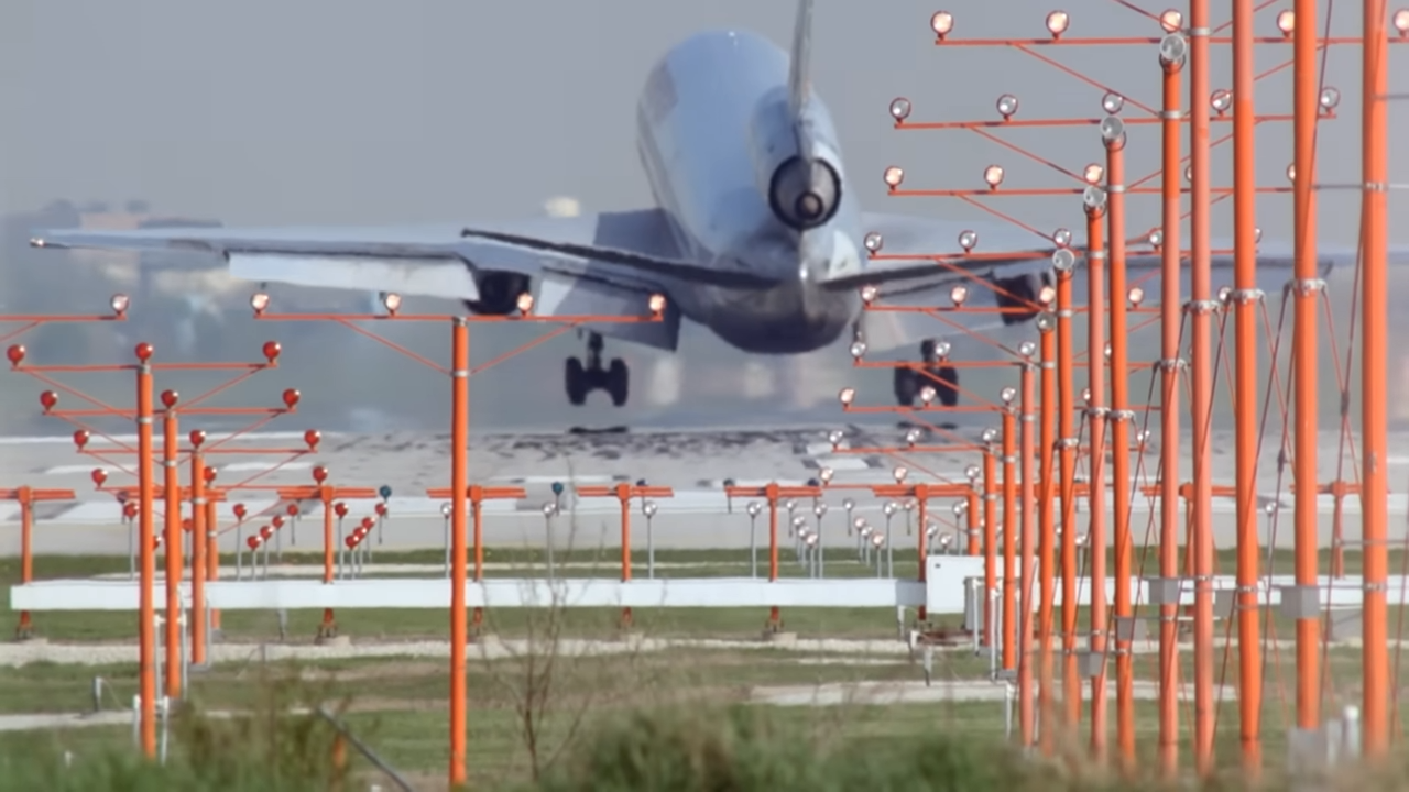Watch the rise and fall of aviation’s most controversial airliner