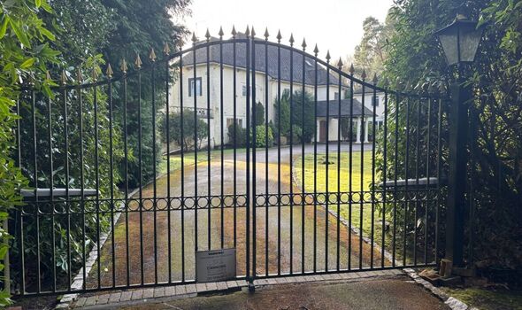 Bombshell photos show inside Bruce Forsyth's abandoned mansion where ...