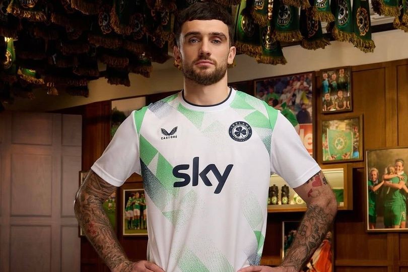 Football fans fume at 'absolute joke' price for new Republic of Ireland ...