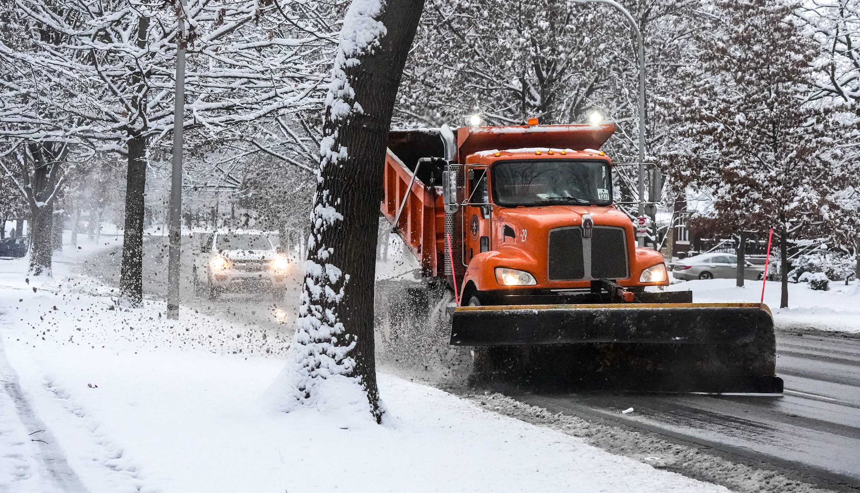 Winter storm track has shifted. How much snow will Louisville get now?