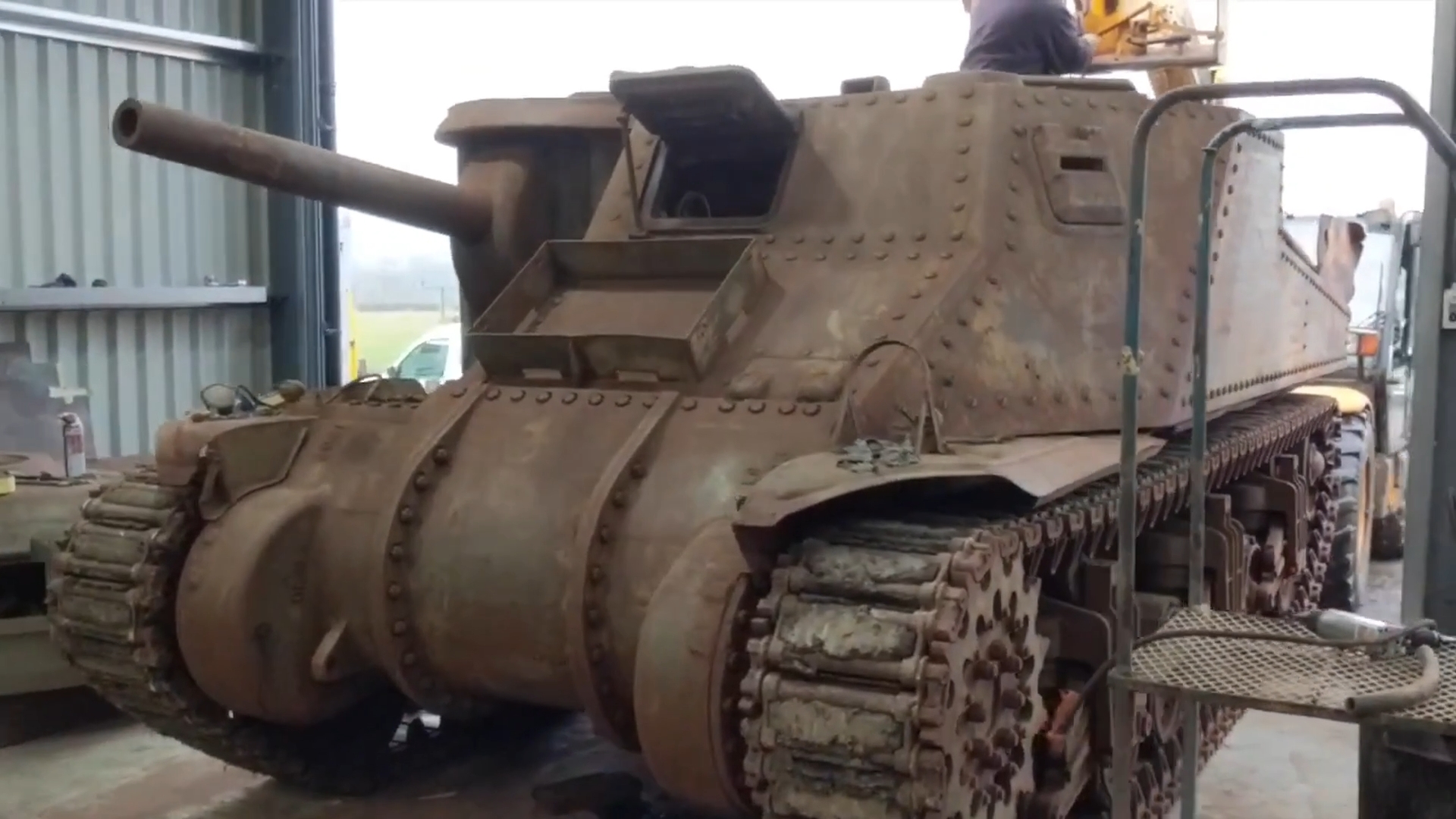 What it takes to remove and rebuild a tank engine