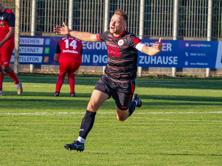 Mathias Altenburg in neuer Rolle: "Habe ich Hans Oertwig am Krankenbett ...