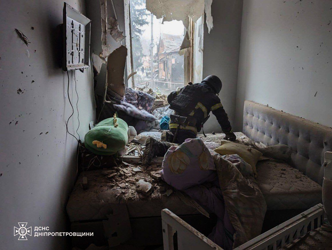 Russian attack on Dnipropetrovsk Oblast injures at least 11, including ...