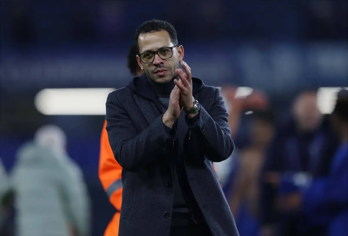 Chelsea agree deal for Liverpool defensive target