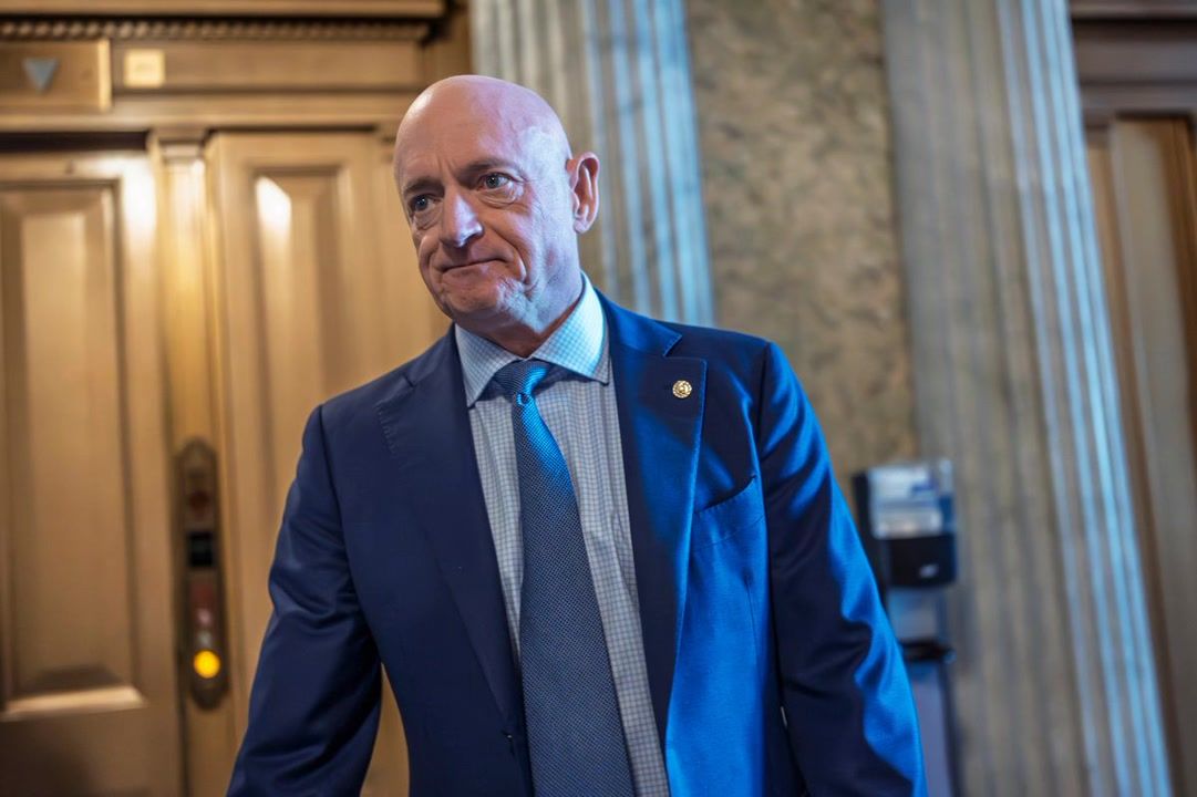 Senator Mark Kelly weighs 2028 run after battling Pete Hegseth lawsuit