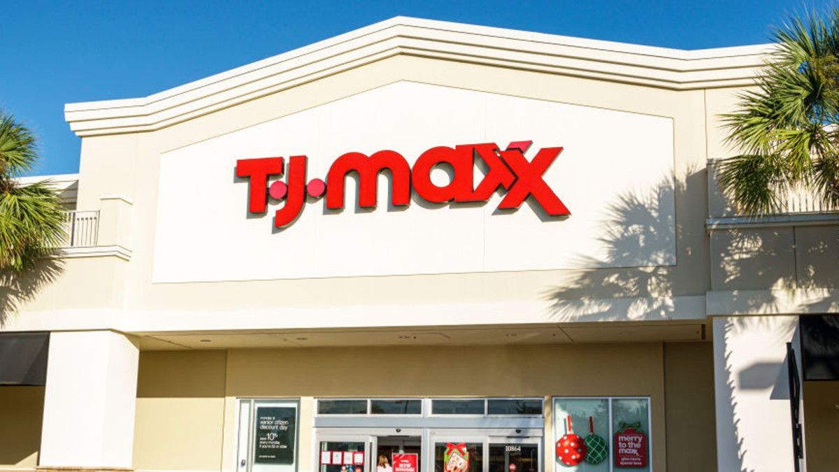 Save 42% on Kendra Scott Tiny Dira stud earrings at TJ Maxx for ...