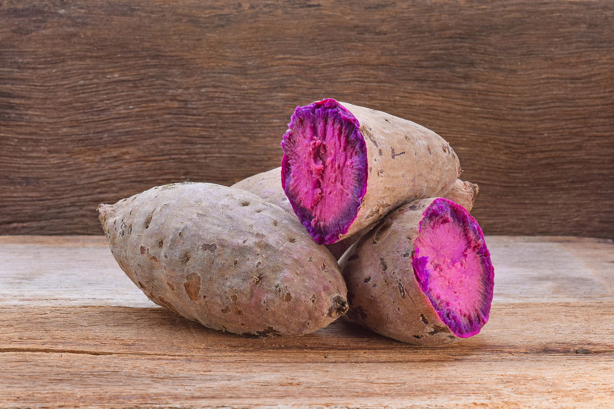 Batata-doce roxa: benefícios e como consumir (com receitas)