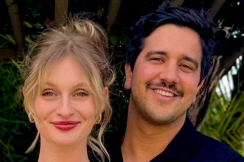 Veteran flees 'broken' US after ICE arrests husband during immigration ...