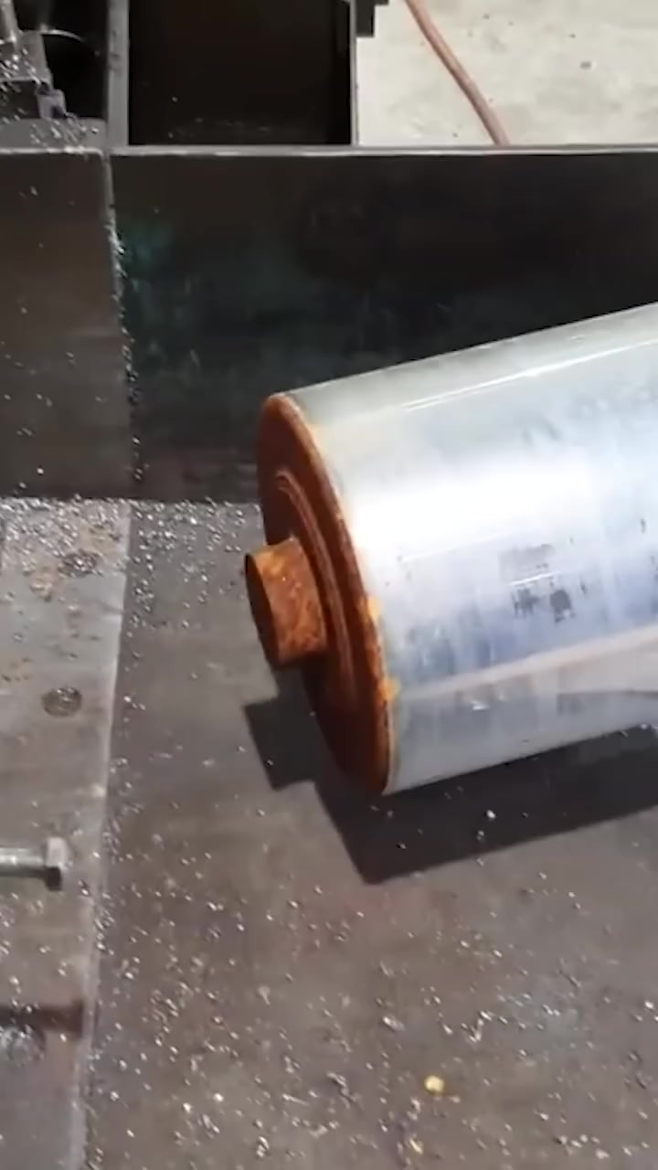 Creating a shop-made boring bar over a meter long