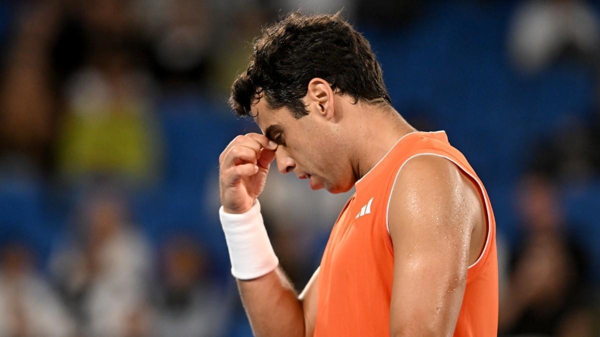 Una muela del juicio aparta a Munar del torneo de Queen's