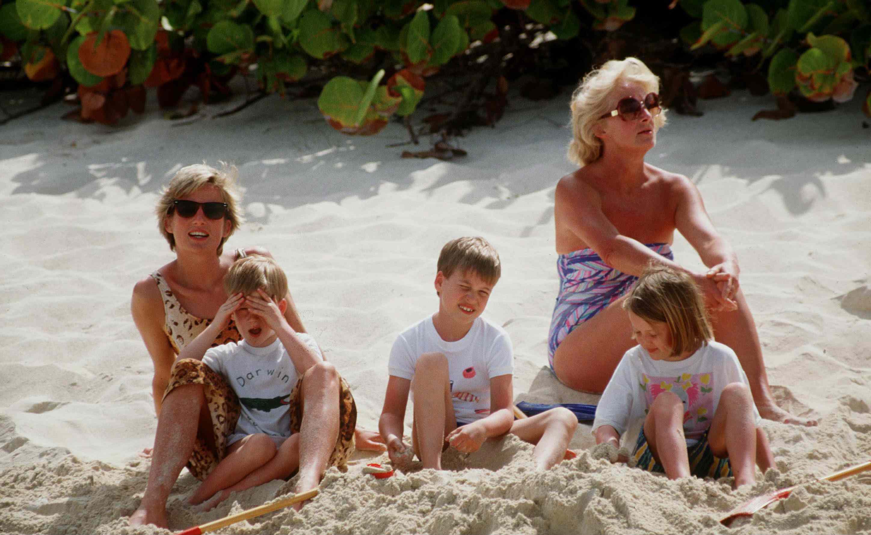 Princess Diana’s brother shares never-before-seen photo of their mother ...