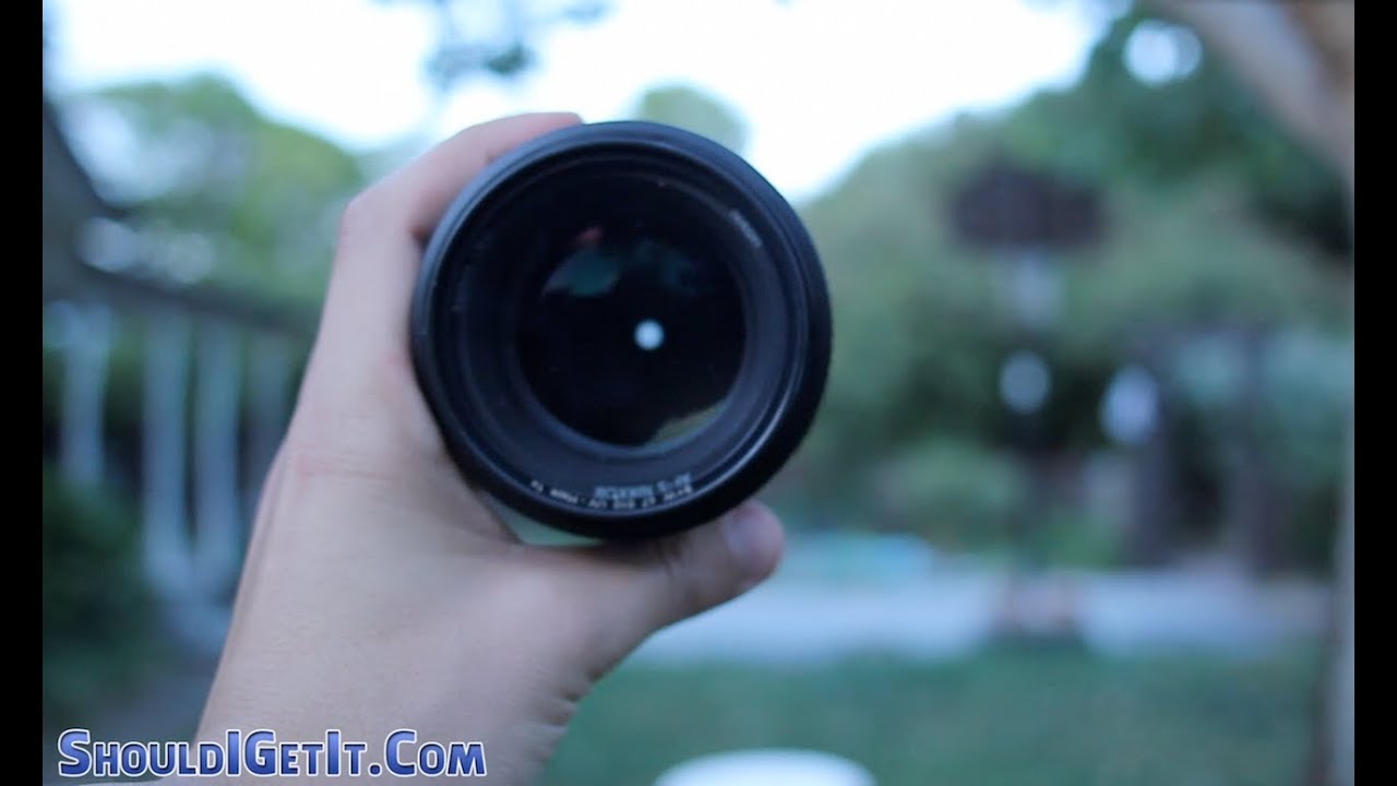 Nikon Nikkor 85mm f/1.8 review - with sample photos