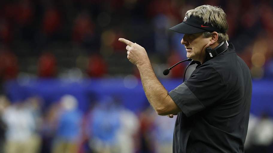 College football coach leaves Georgia Bulldogs off his final top 25 ...