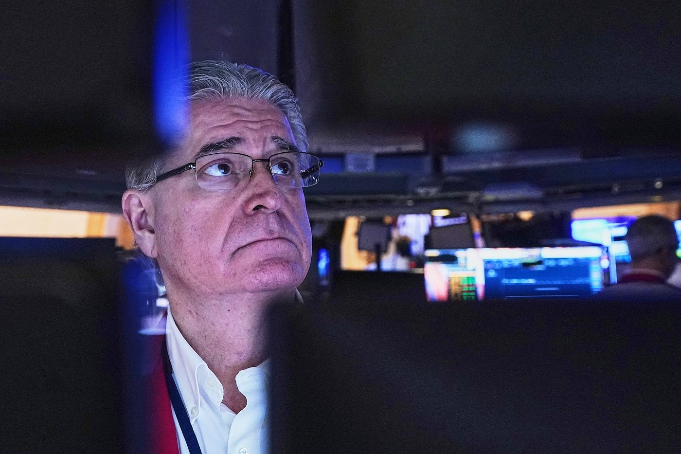 US stocks claw back more of their losses from the week