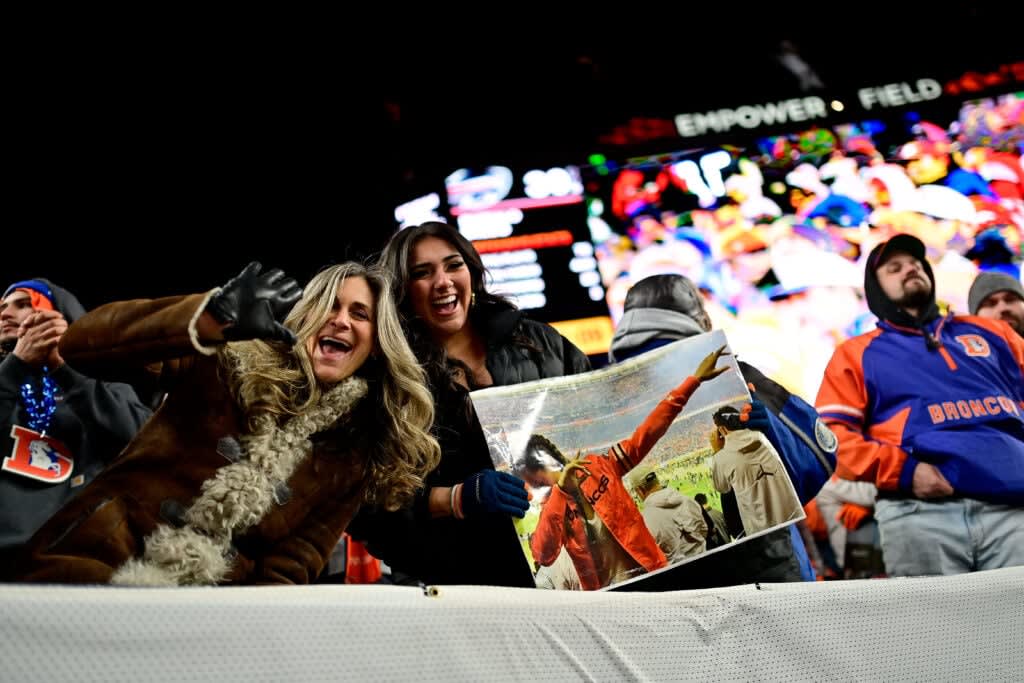 Is Josh Allen’s wife, Hailee Steinfeld, secretly a Denver Broncos fan ...