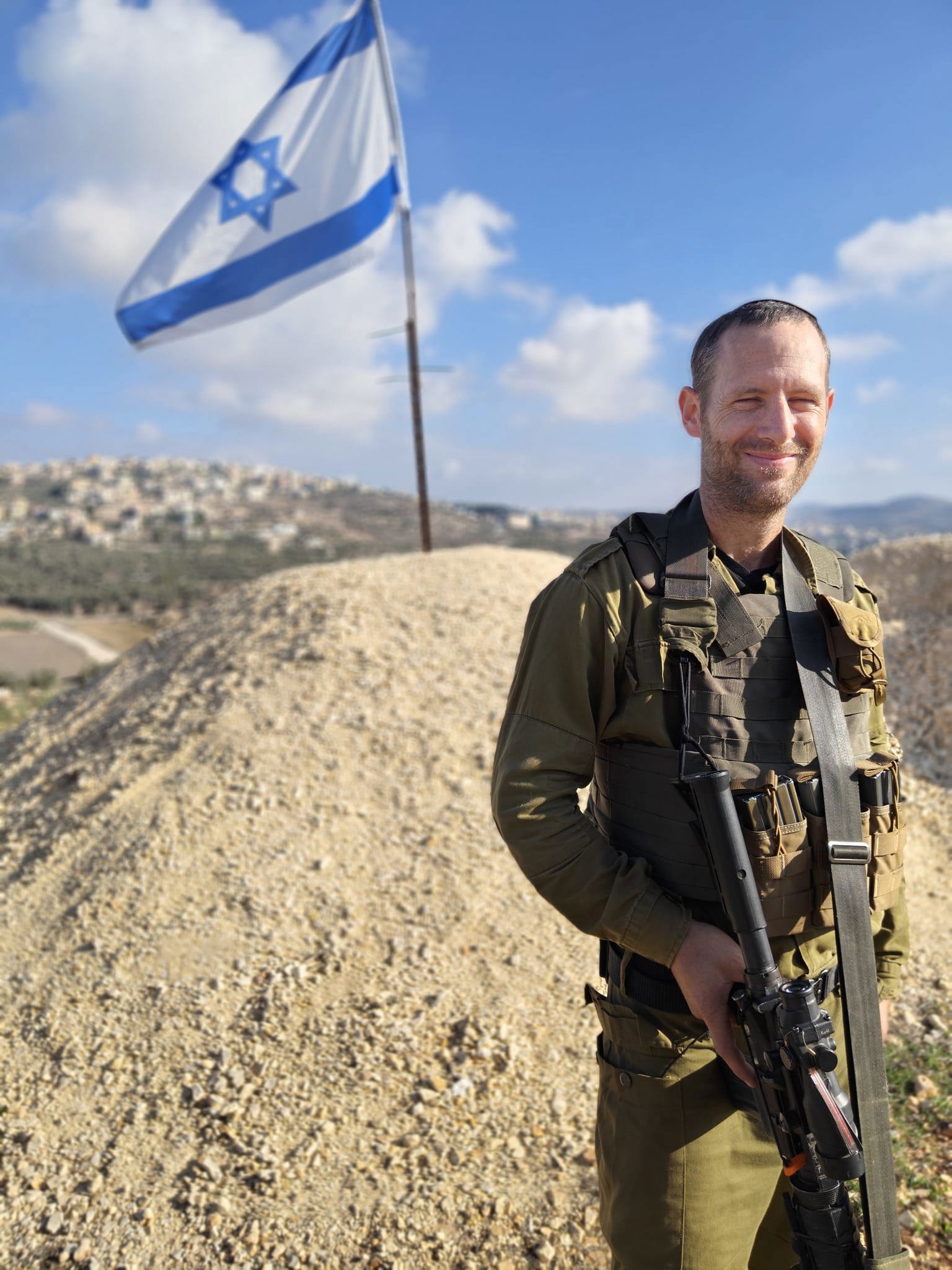 IDF Menashe Brigade reservist dies from wounds sustained in Gaza fighting
