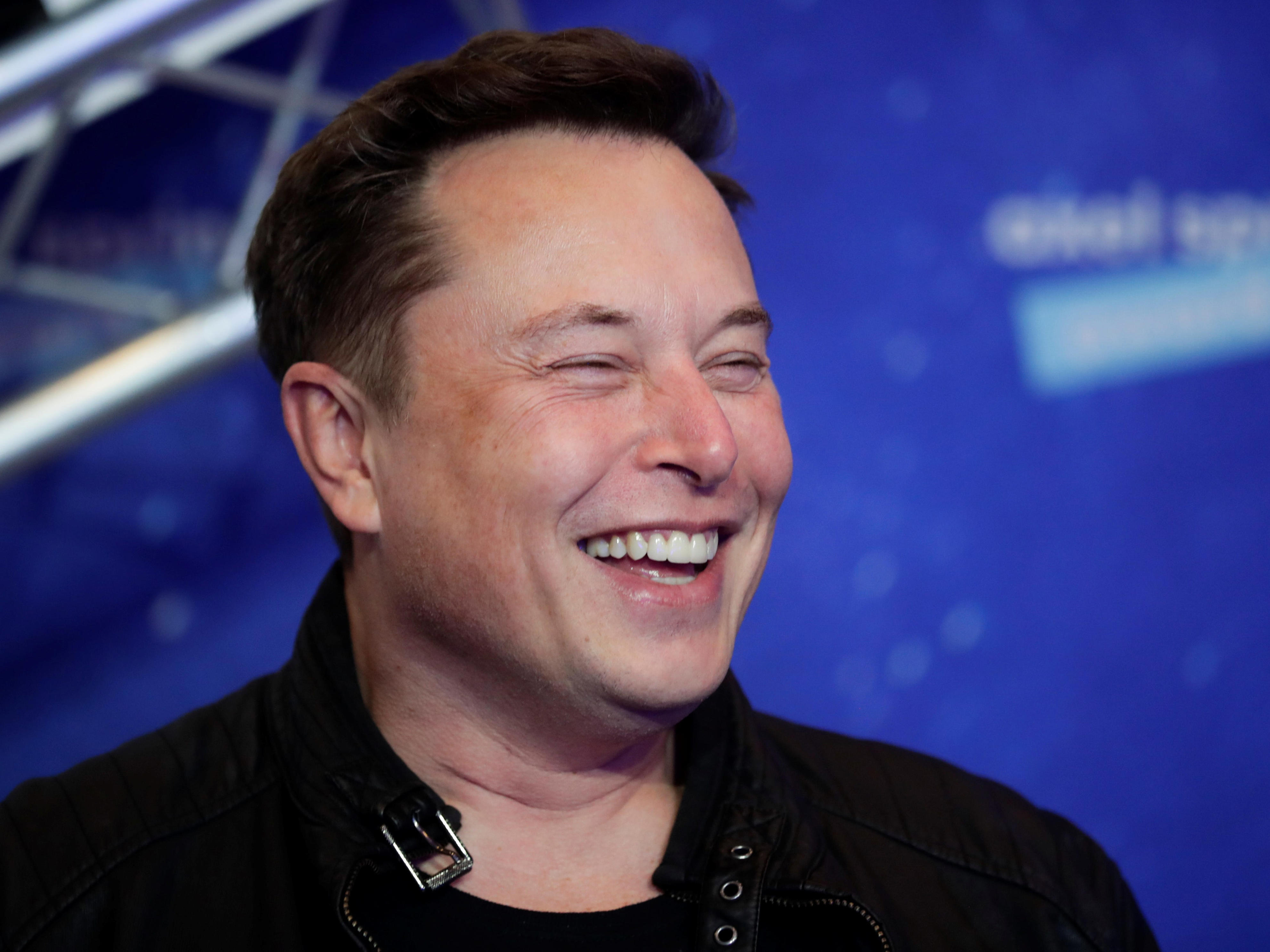 Elon Musk is hiring, and his simple application process reveals what he ...