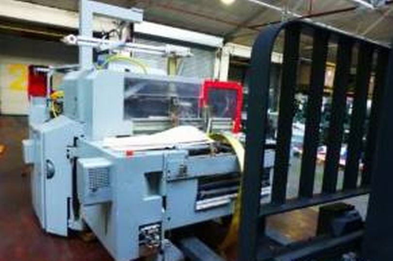 Lanarkshire factory worker suffers smashed skull after 4.5-ton machine ...