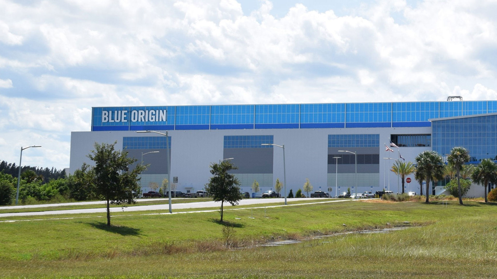 Blue Origin unveils satellite network to rival Starlink