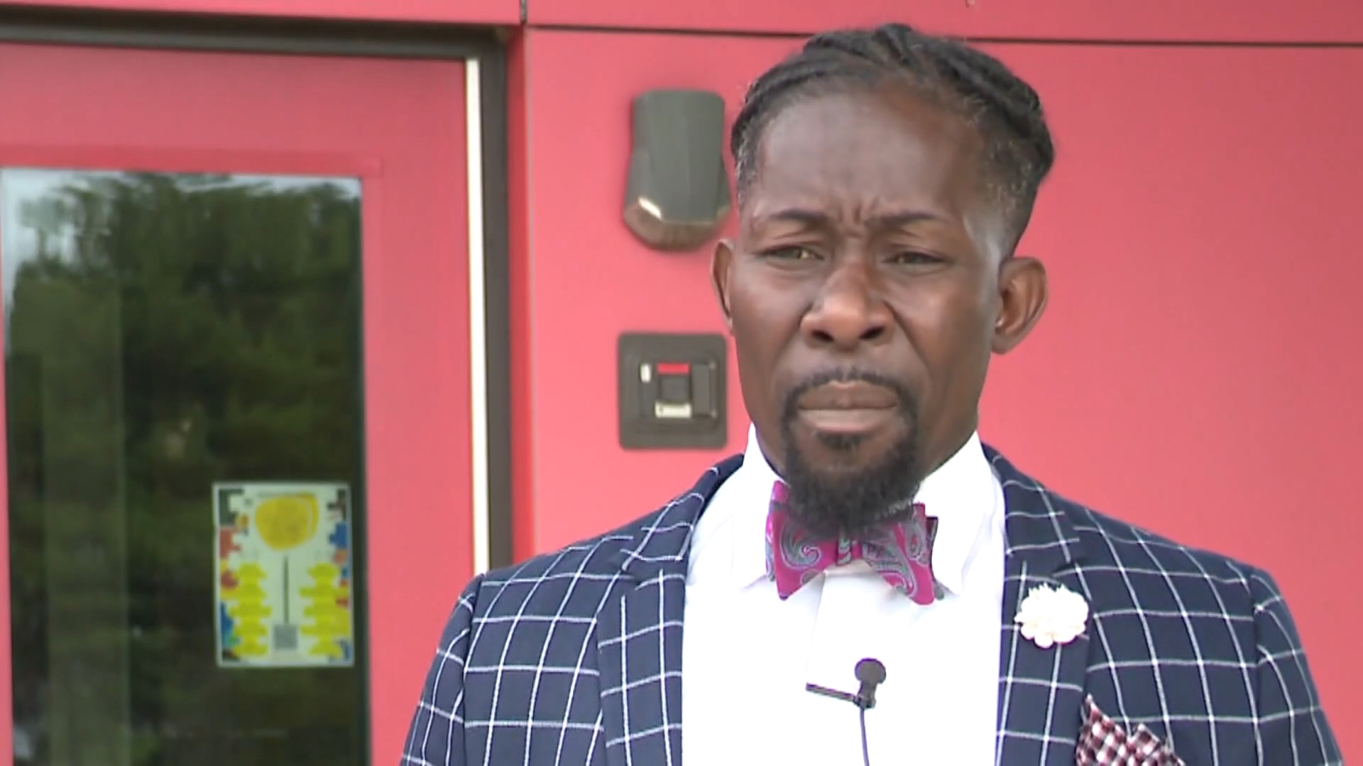 Former superintendent Ian Roberts recommended Lively Paradox at ...