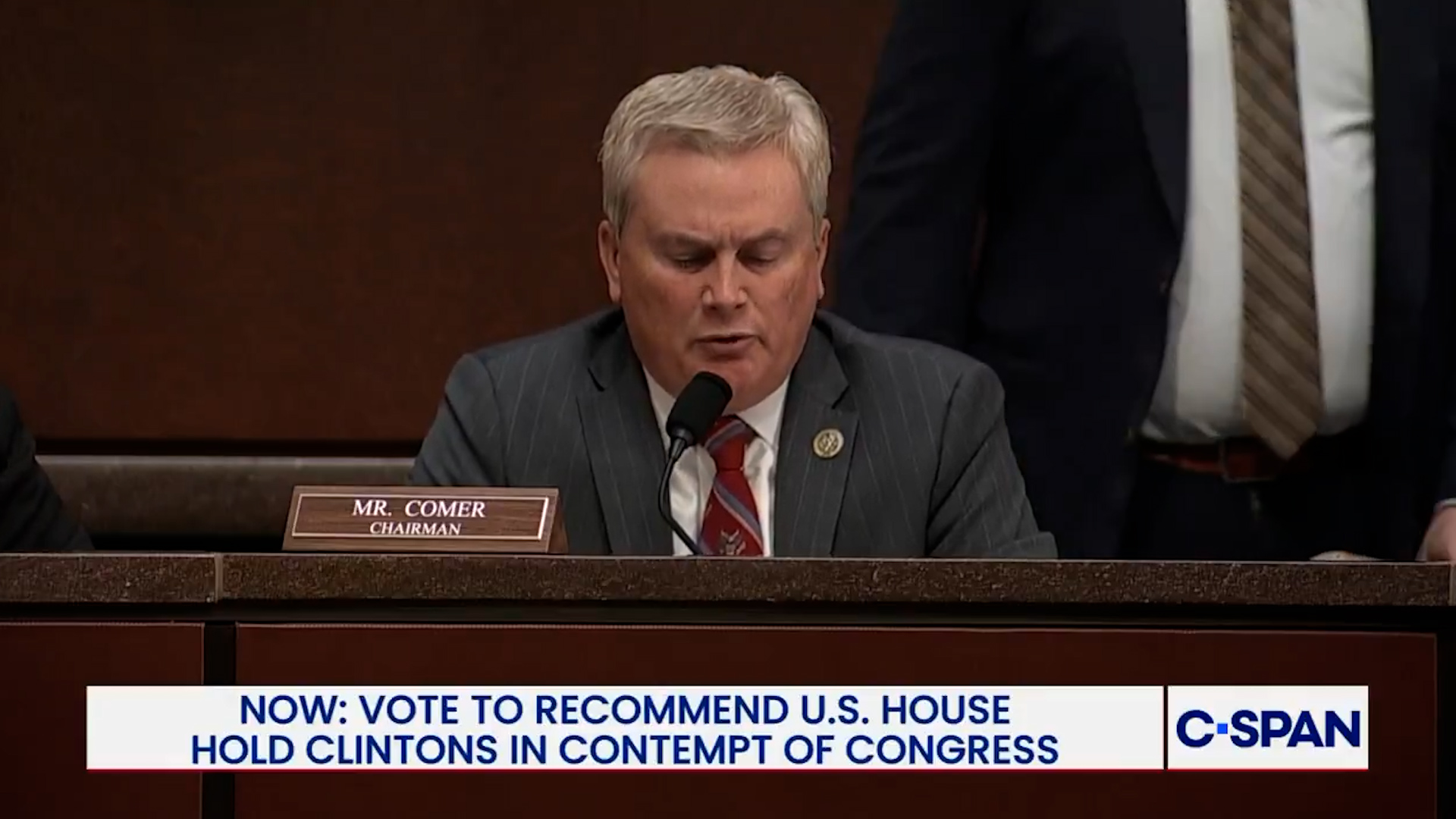 House committee vote holds Bill and Hillary Clinton in contempt of Congress