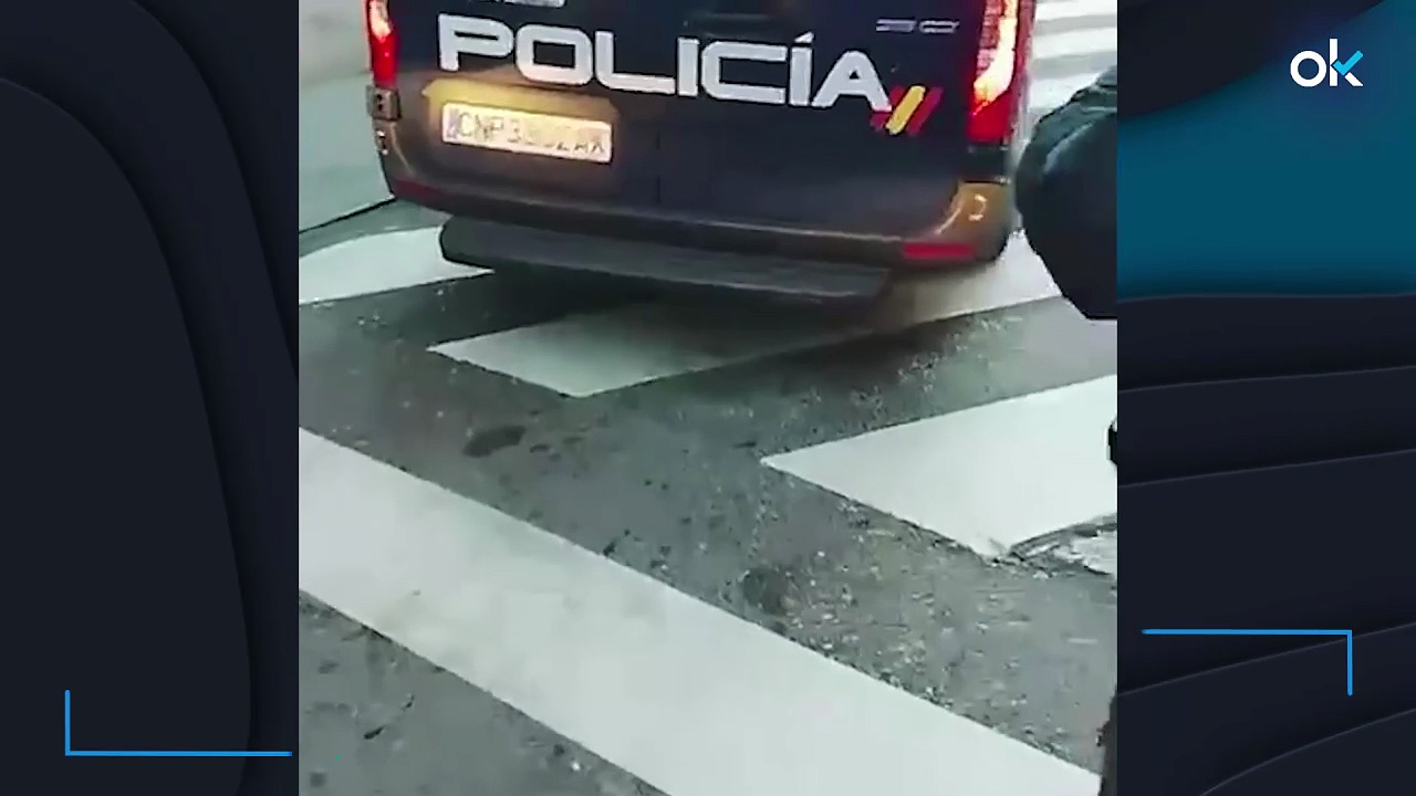 La Policía denuncia al ex mantero de Podemos por insultarles y negarse ...