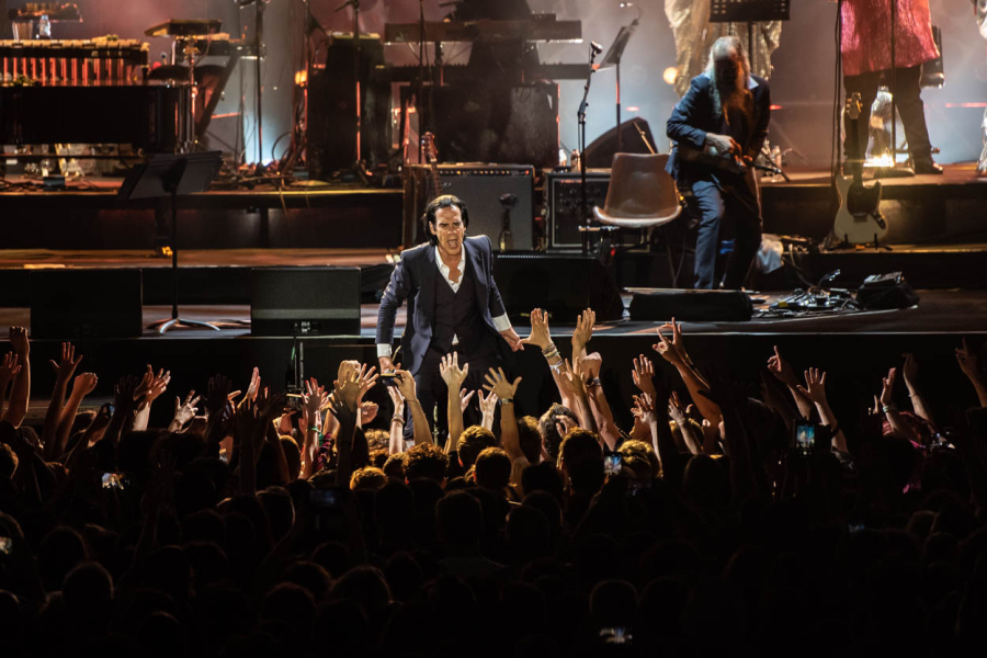 Nick Cave και The Bad Seeds: Η Wild God Tour είναι μια πραγματική ...
