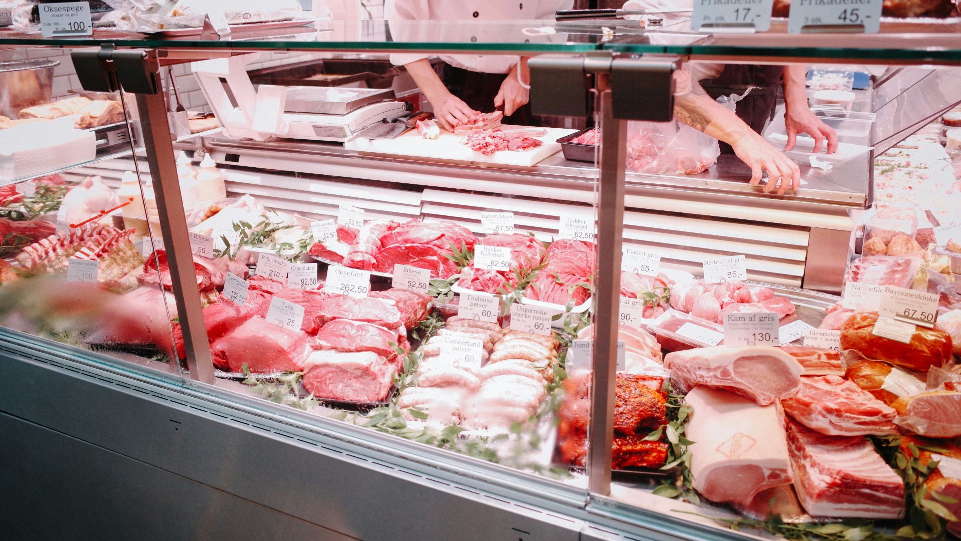 10 reasons you shouldn't eat red meat & 10 why you should