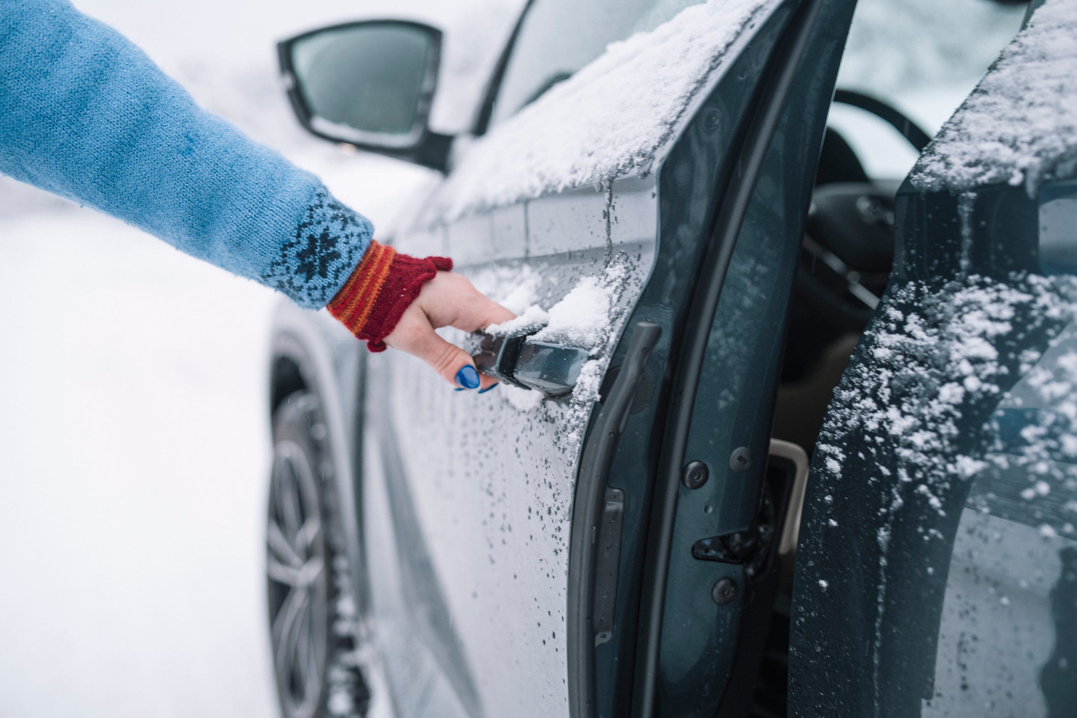 How to get frozen car door open when temperatures plunge