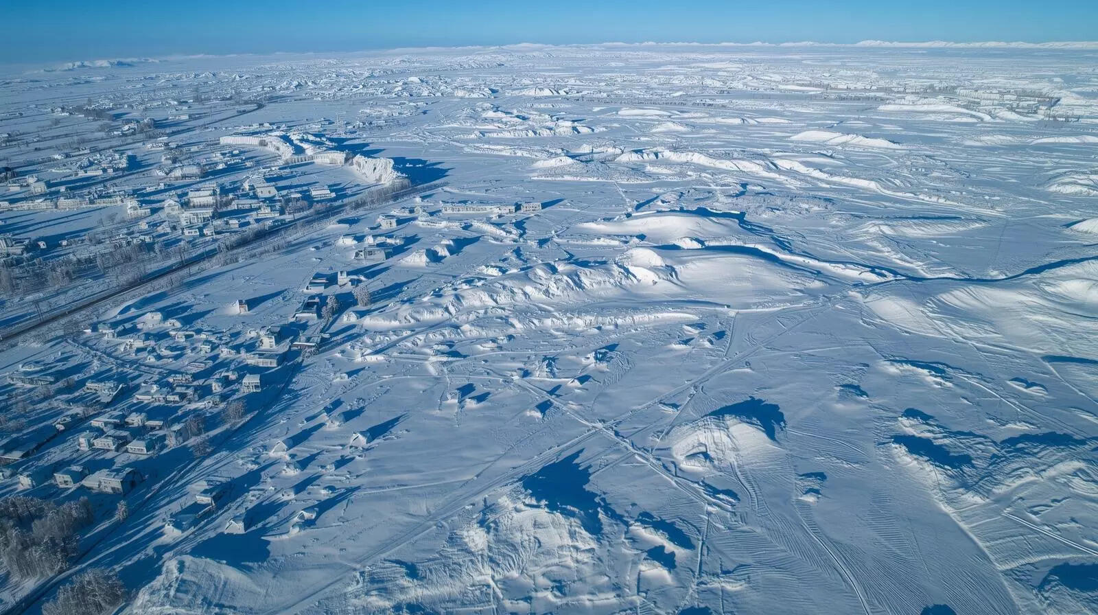 Russia’s Kamchatka disappears under 7 feet of snow after weeks of ...