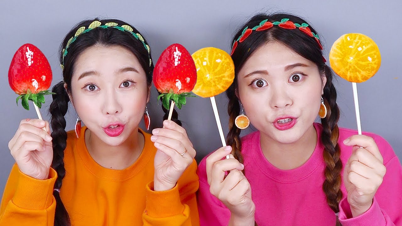 Mukbang tanghulu manisan buah Dona Indonesia