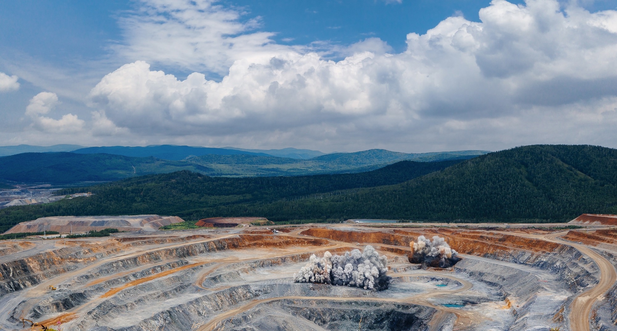 New zoning strategy boosts efficiency and safety in open-pit coal mining